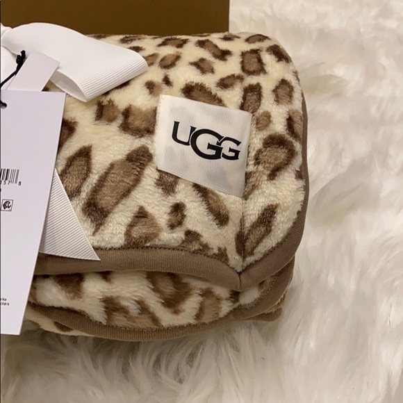 UGG | Bedding | Nwt Ugg Leopard Throw Blanket | Poshmark
